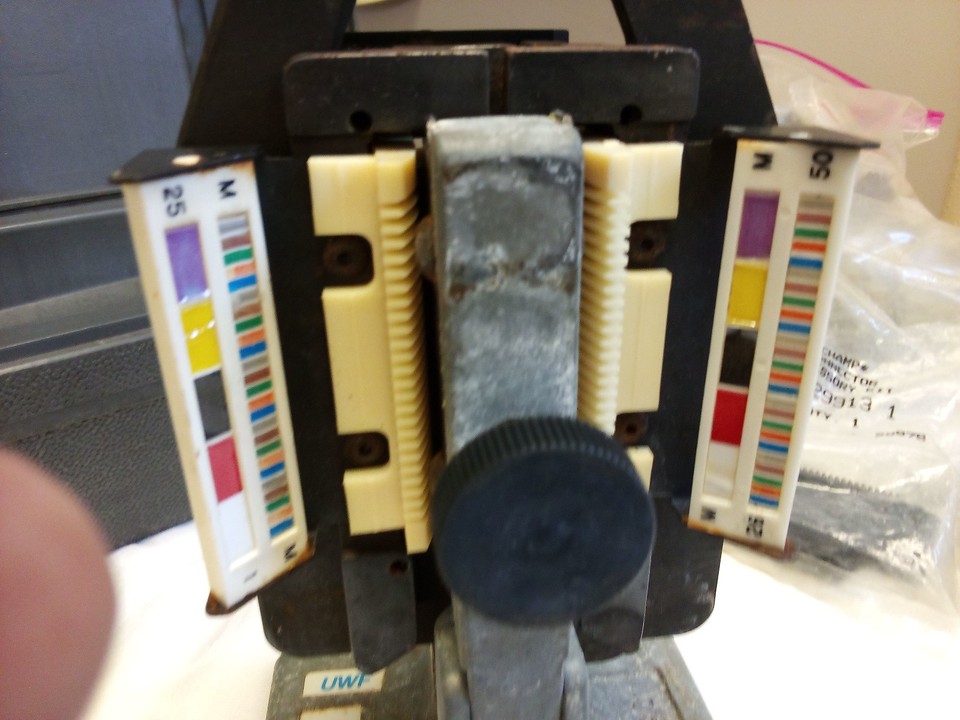 AMP MI-1 Crimper Terminating Tool For 25-Pair Network Connectors - 2 ...