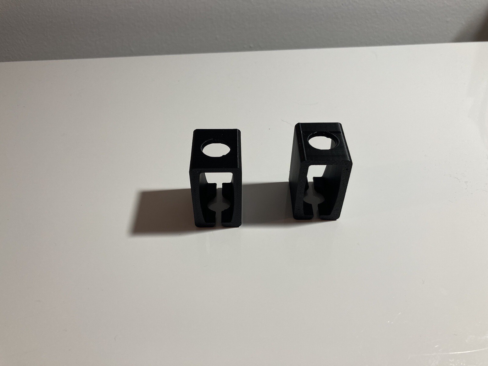 Ford Puma Parcel Shelf Bracket Clips - Great Design - Always Stays On ...