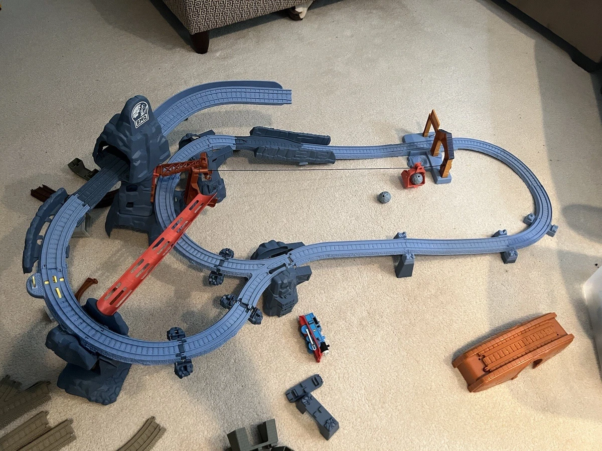 Thomas The Train Trackmaster Risky Rails Bridge Drop