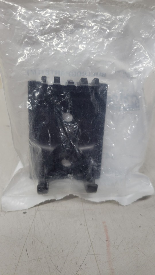 New Mack Hood Latch - RH Side 84710397 | eBay