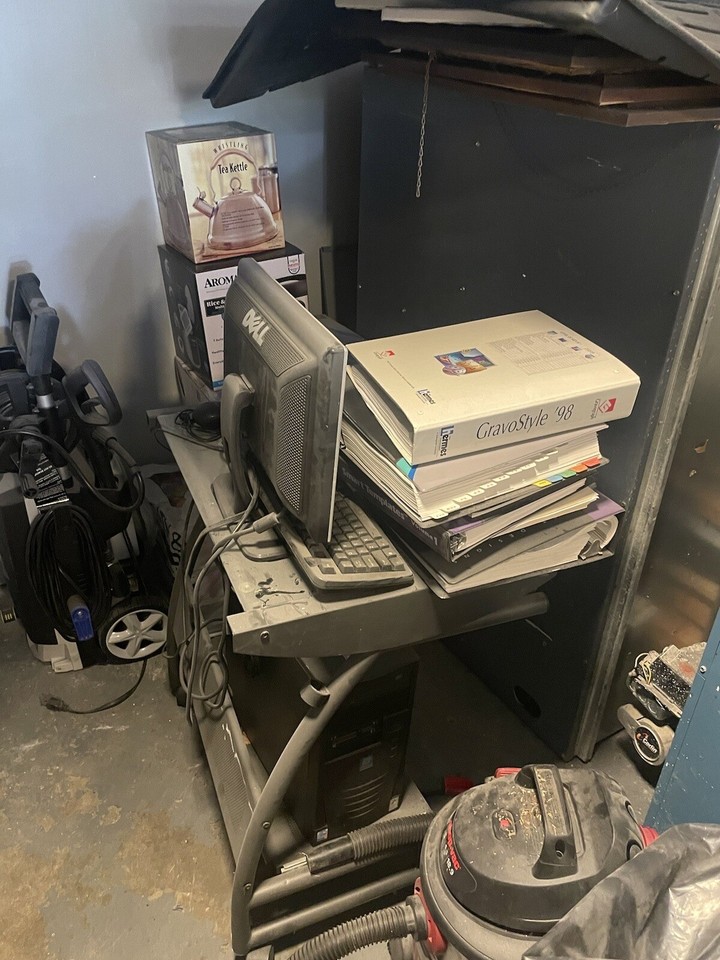 New Hermes Gravograph IS400 Volume Engraver complete with stand and ...