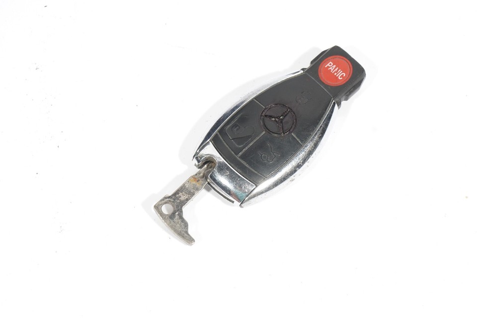 2008-2011 Mercedes C300 W204 Ignition Set Key Lock Module OEM | Germany ...