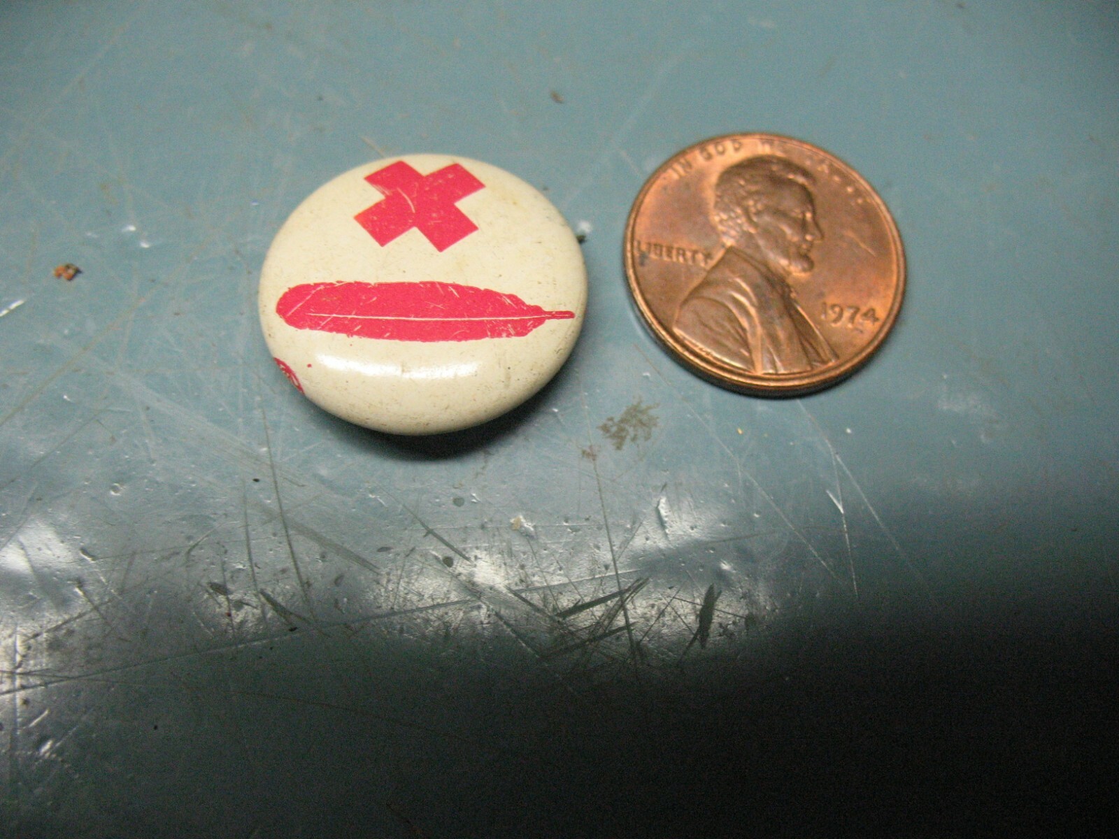 VINTAGE ORIGINAL RED CROSS PIN BACK BUTTON BASTIAN BROS. | eBay