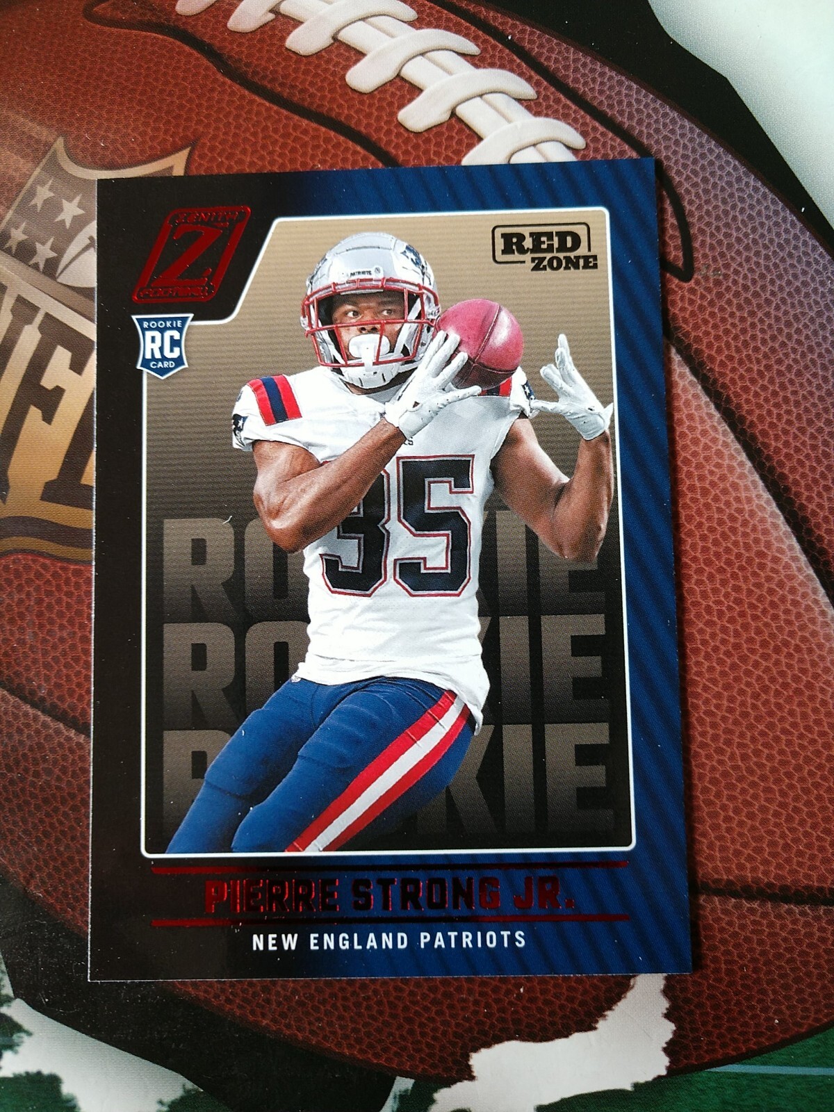 PIERRE STRONG JR. 2022 Zenith Football Red Zone Parallel RC #141 ...