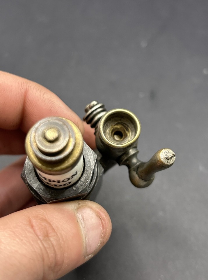 Antique Champion Toledo Primer Spark Plug Priming Spark Plug | eBay