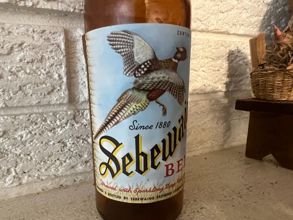 VINTAGE 1952 SEBEWAING BEER GLASS BOTTLE 12 OUNCE MICHIGAN PAPER LABEL ...