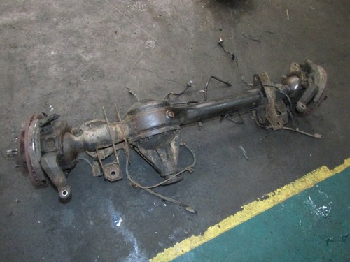 Nissan Patrol 3.0 Y61 97-04 ZD30 front axle diff differential + hubs | eBay