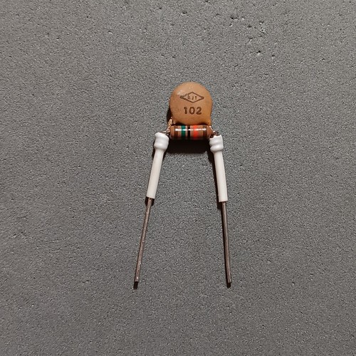 TREBLEBLEED TV Jones "Hero" 1nF KJT Vintage Ceramic Cap, 150K DALE ...