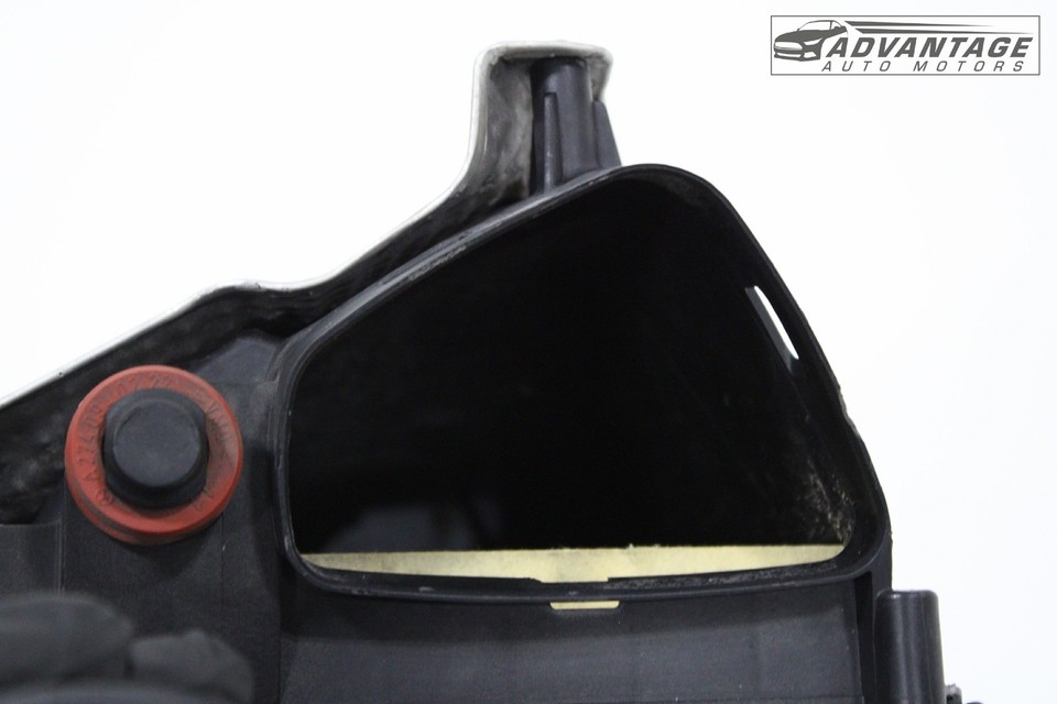 2015-2018 MERCEDES C300 W205 AIR INTAKE CLEANER FILTER HOUSING BOX OEM ...