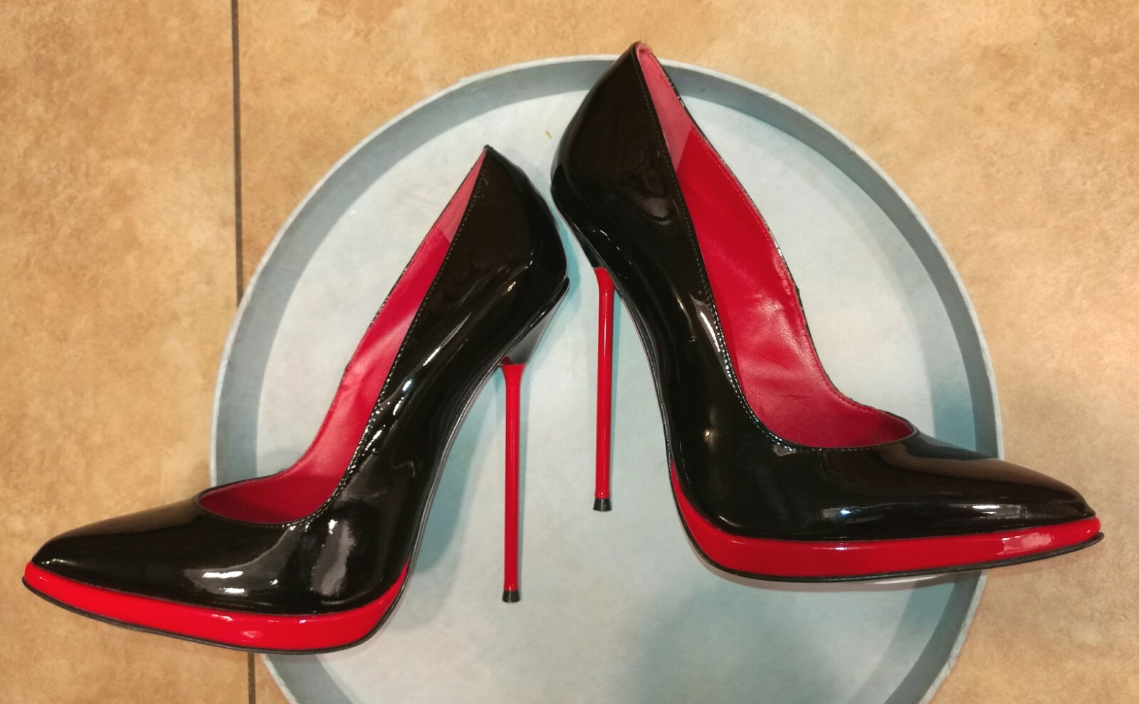 RARE SEXY NEW BRAND SANCTUM Extreme High Italian Pumps with Metal ...
