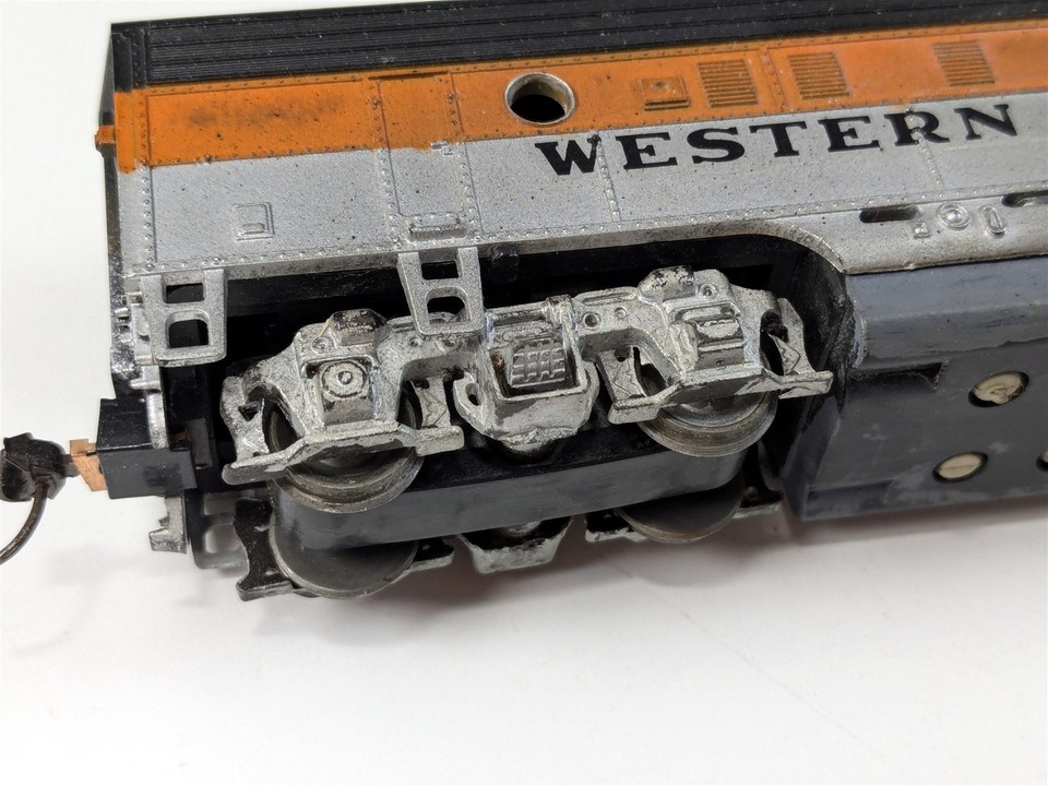 Athearn Custom 921-D Western Pacific F7A Powered Diesel Locomotive HO ...