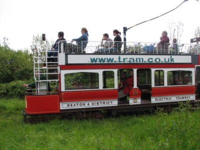 Photo 6x4 Seaton tram approaching the sharp bend north of the terminus ...