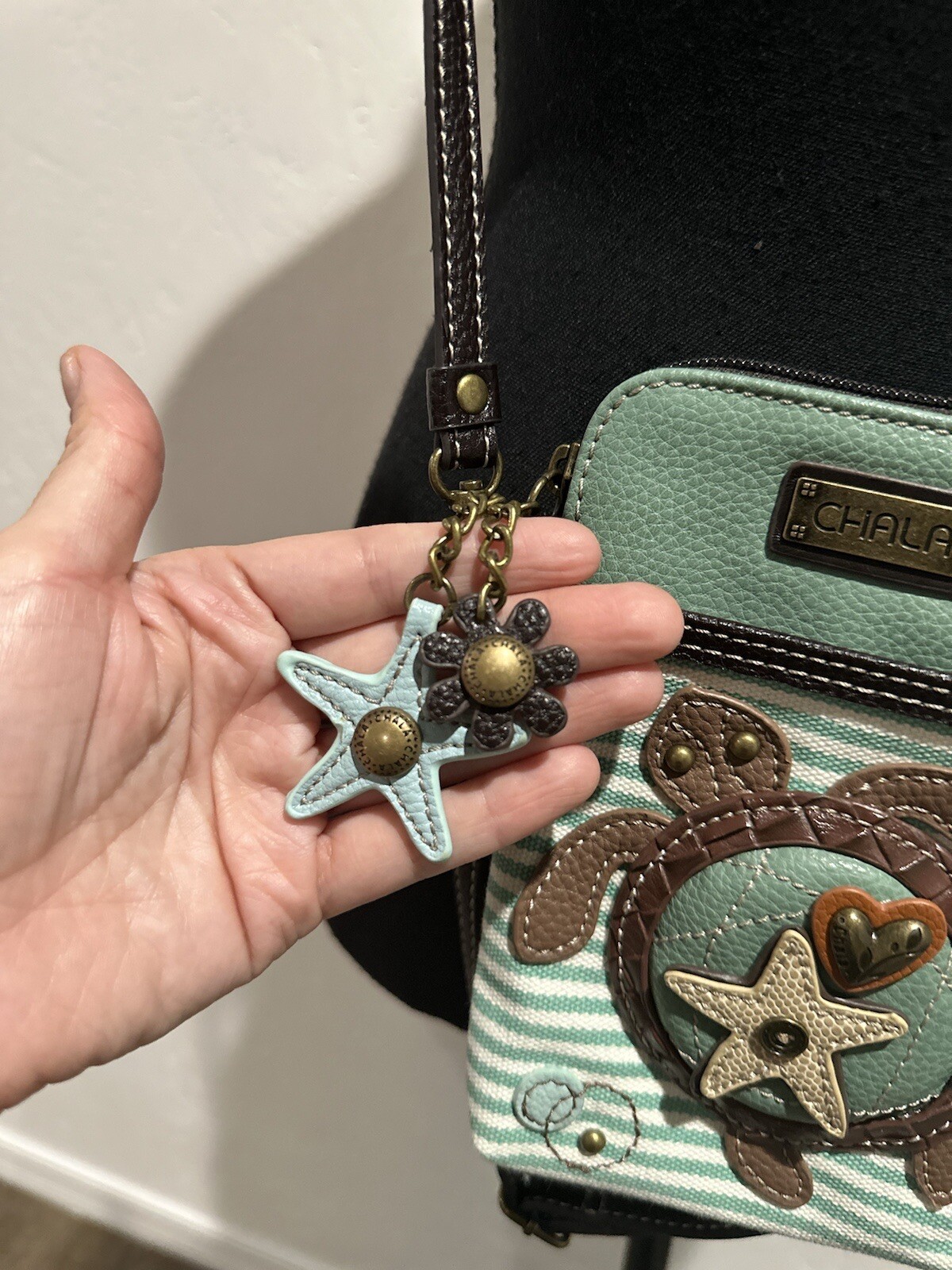 CHALA SEA TURTLE CELL PHONE CROSSBODY PURSE ADJUSTABL… - Gem