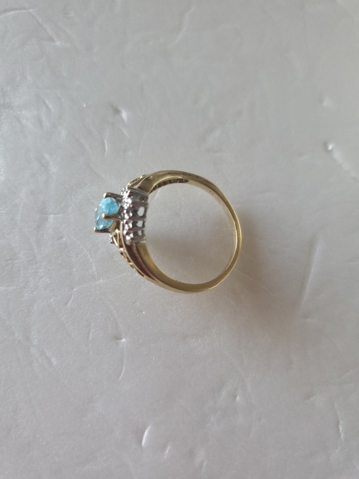AVON Ring Size 8.75 10K Yellow Solid Gold Natural Blue Topaz 2 Diamonds ...