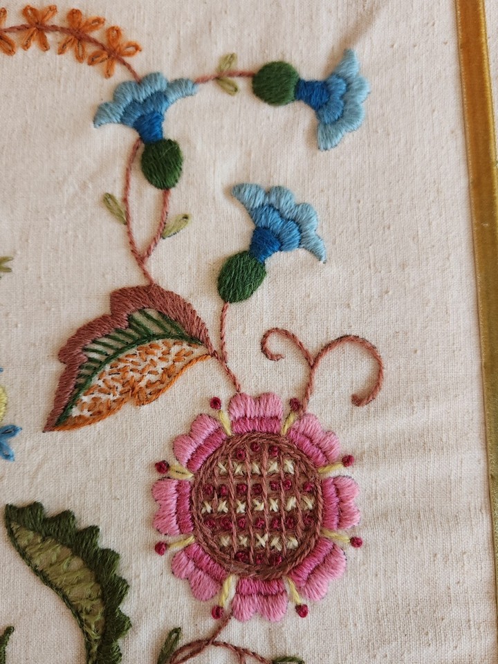 Vntg Hand Stitched Floral Crewel Embroidered Tapestry 15" X 19 1/2 ...