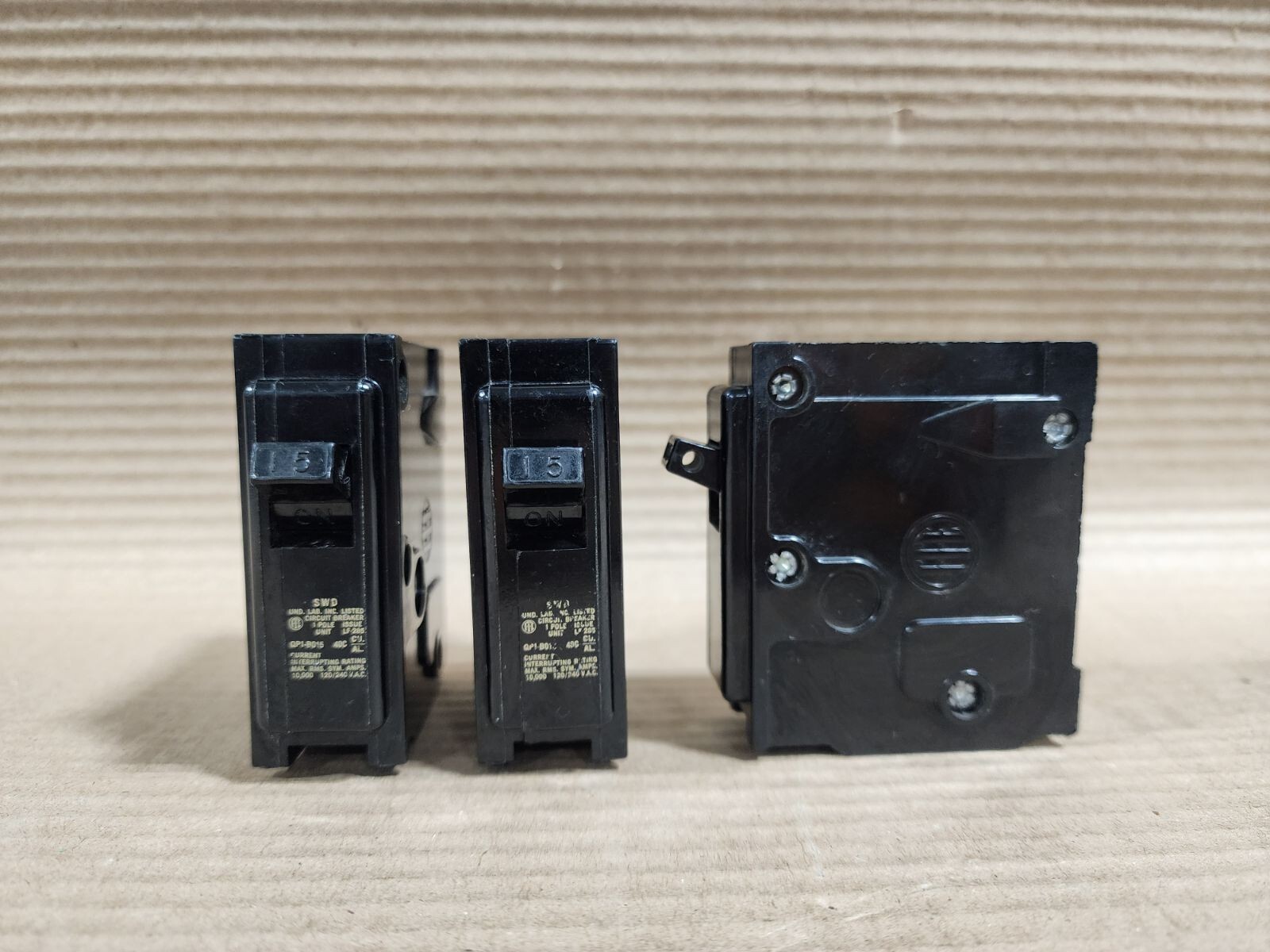 LOT OF 3 ITE Siemens Q120 1 Pole 20 Amp Circuit Breaker QP1-B020 EQ-P ...