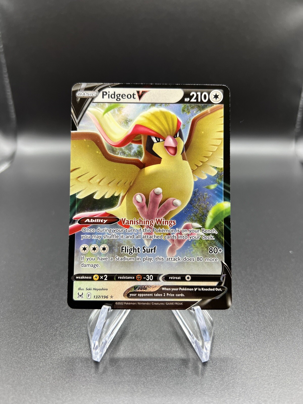 PIDGEOT V 137/196 Ultra Rare Lost Origin Pokemon Card Near Mint Free ...