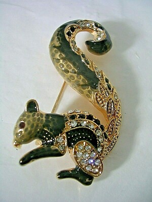 SQUIRREL PIN WITH BROWN & BLACK ENAMEL IN GOLD TONE STAINLESS STEEL ...