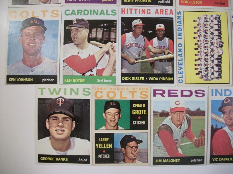 1964 TOPPS LOT OF 27 BASEBALL CARDS ALL DIFFERENT VERY NICE CONDITION ...