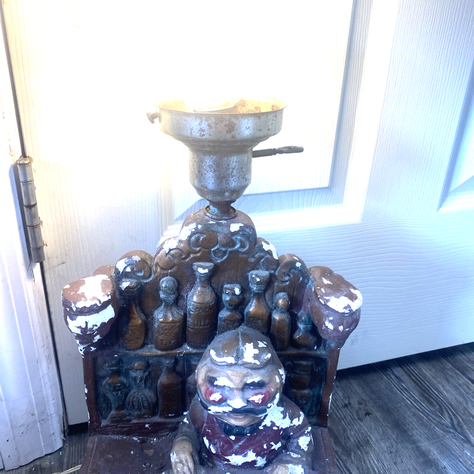 VTG Chicago bar pub Display 1950s Blatz Beer Chalkware Bartender Lamp ...