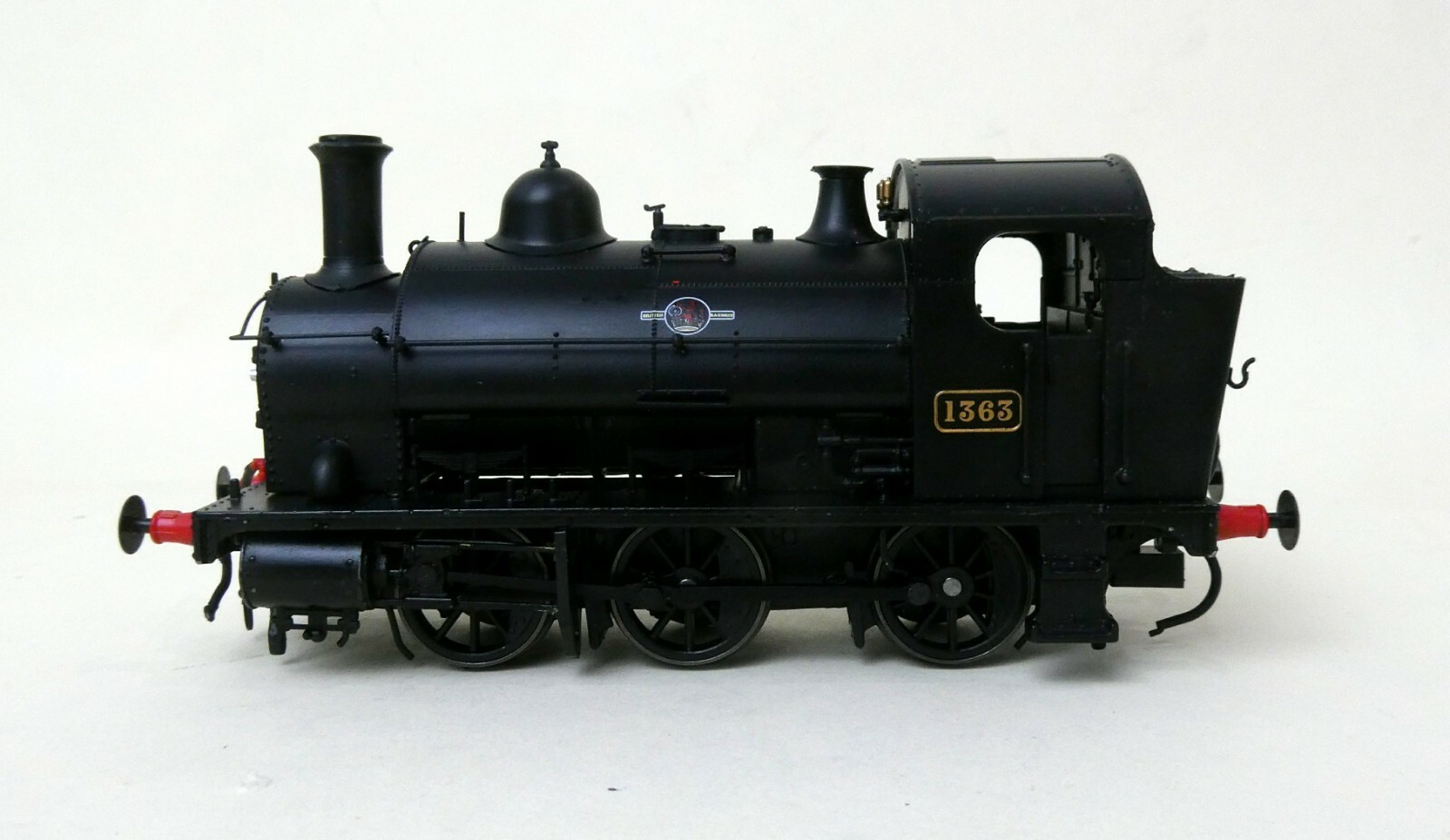 Heljan 1304 Class 1361 0-6-0ST 1363 in BR black with late crest ...