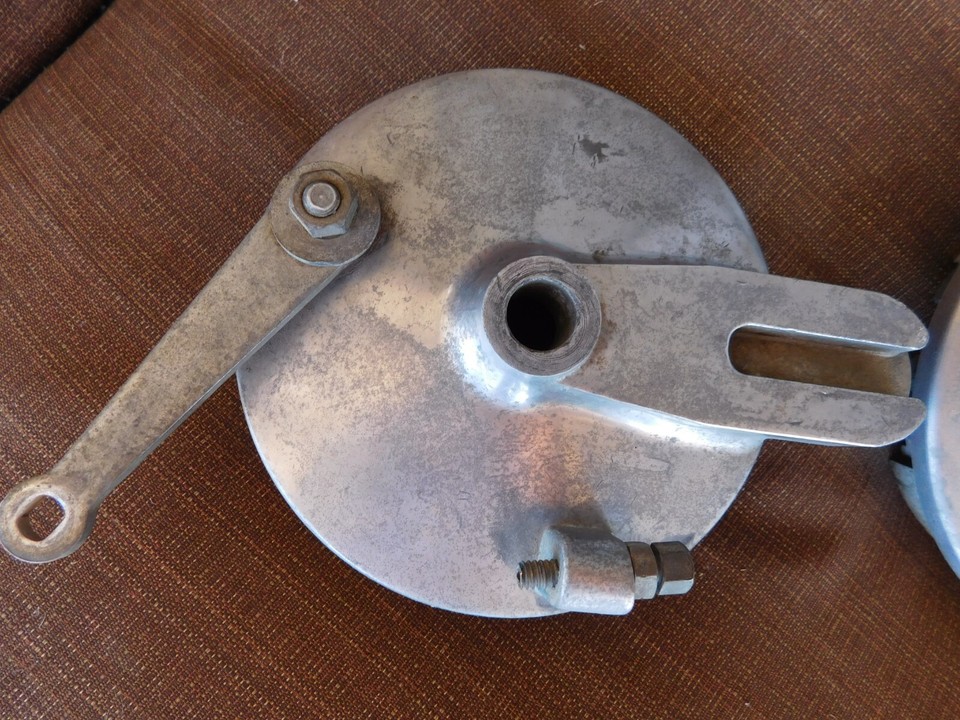 Matchless? 500 650 750 850 6" TLS DLS Brake Plate Assembly PAIR FRONT ...