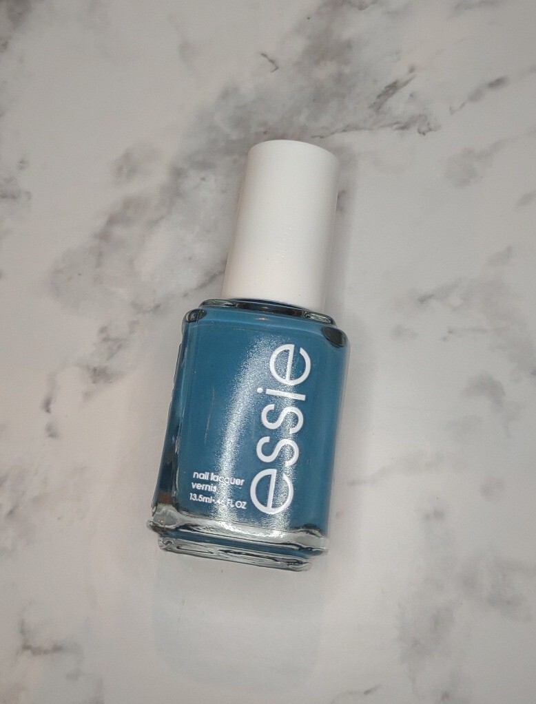 Essie Absolutely Shore Essie Envy