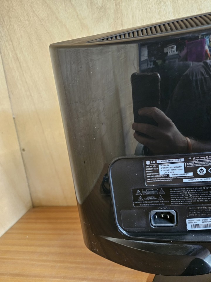 LG Flatron M1962DL 19” HD LCD TV Plus Remote Controller Black | eBay.de