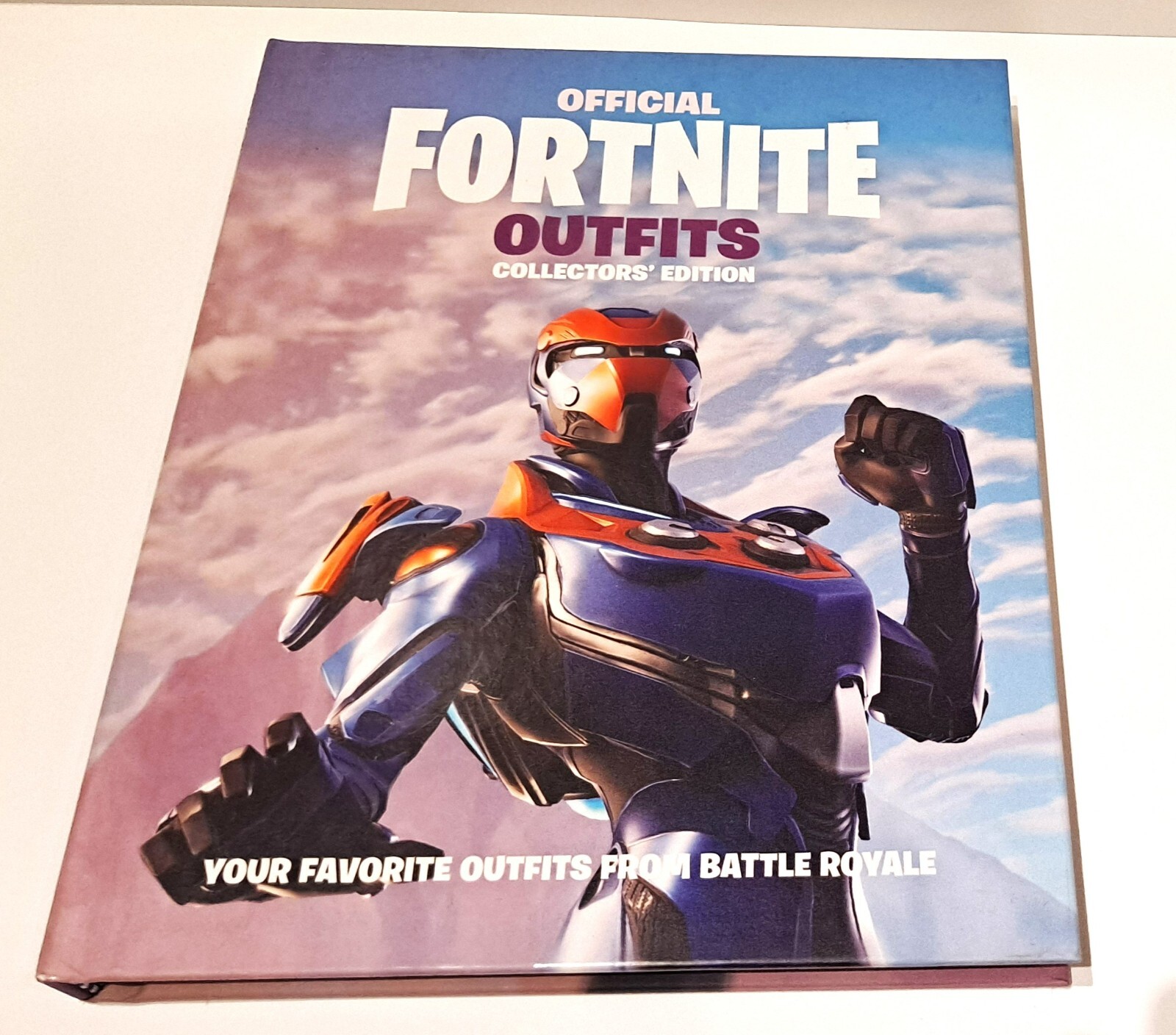 Official Fortnite Outfits Collectors' Edition By Epic Games 2019 ...