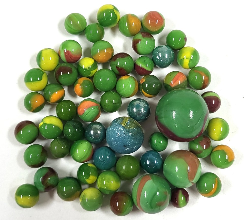 Vintage Mixed Green Glass Marbles Lot – Turtle, Cat's Eye & Swirl ...