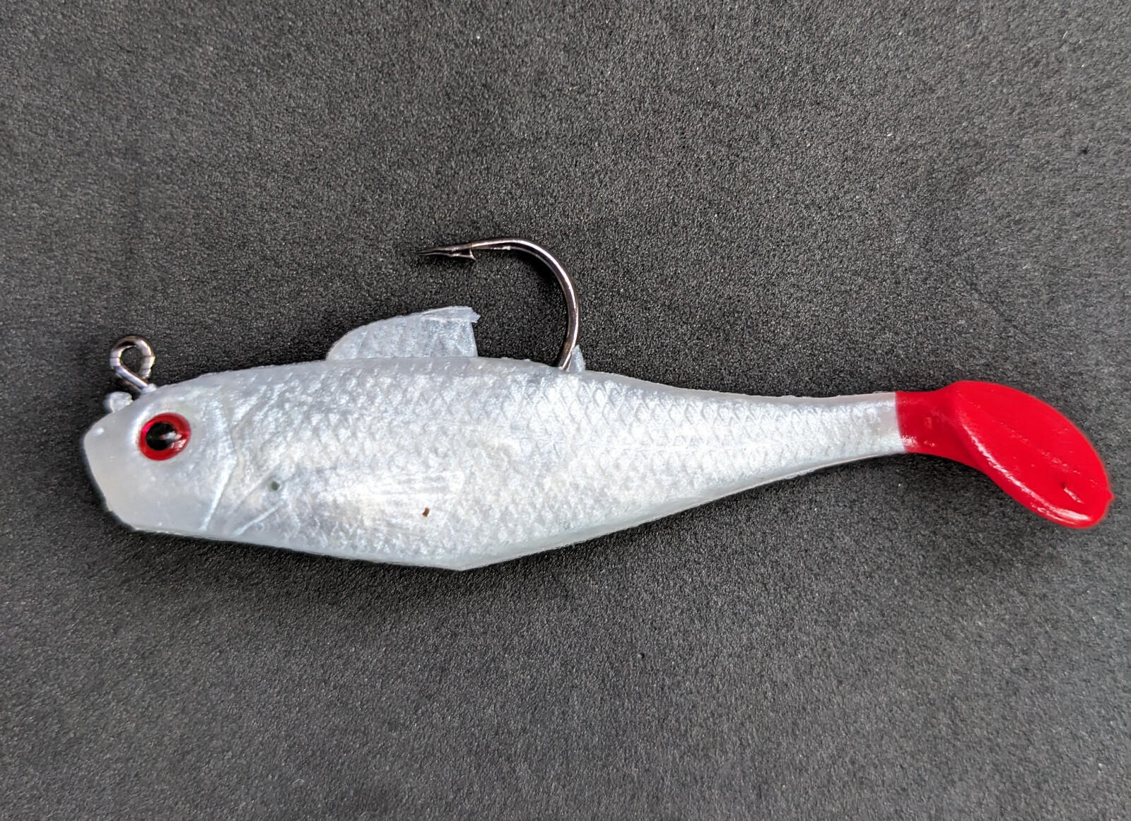 Pre-Rigged Jig Head Soft Bait Fishing Lure Paddle Tail Swimbaits | eBay UK