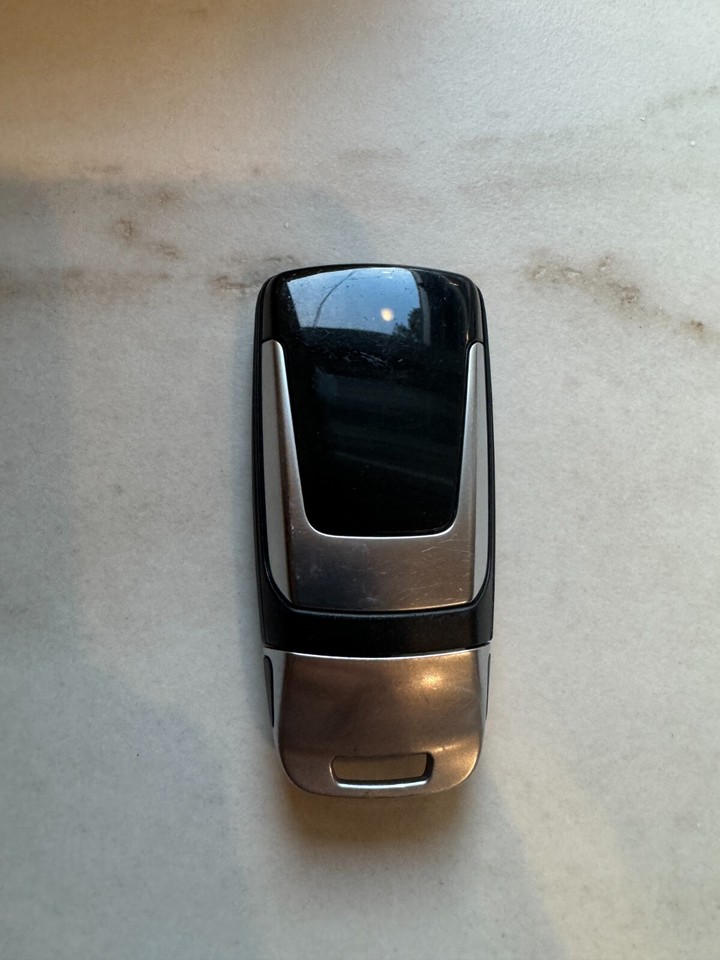 AUDI Keyless Remote Fob 4 Button Key - Q5, Q53 2020 | eBay