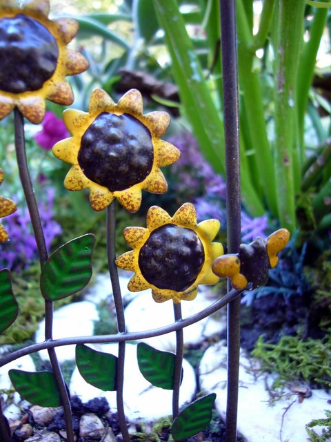 Miniature Fairy Garden Sunflower Gate Pick WS 1502 Faerie Gnome Hobbit ...