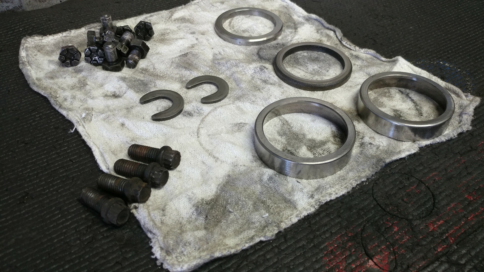 FORD 8.8 REAREND GEAR INSTALL SHIM KIT - F150 - MUSTANG | eBay