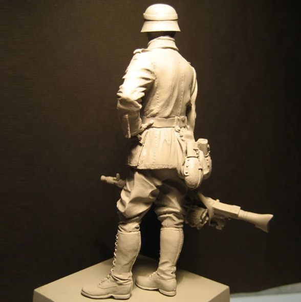 1 / 16 Resin Model Military Theme Army Infantry Soldier Heavy Gunner ...