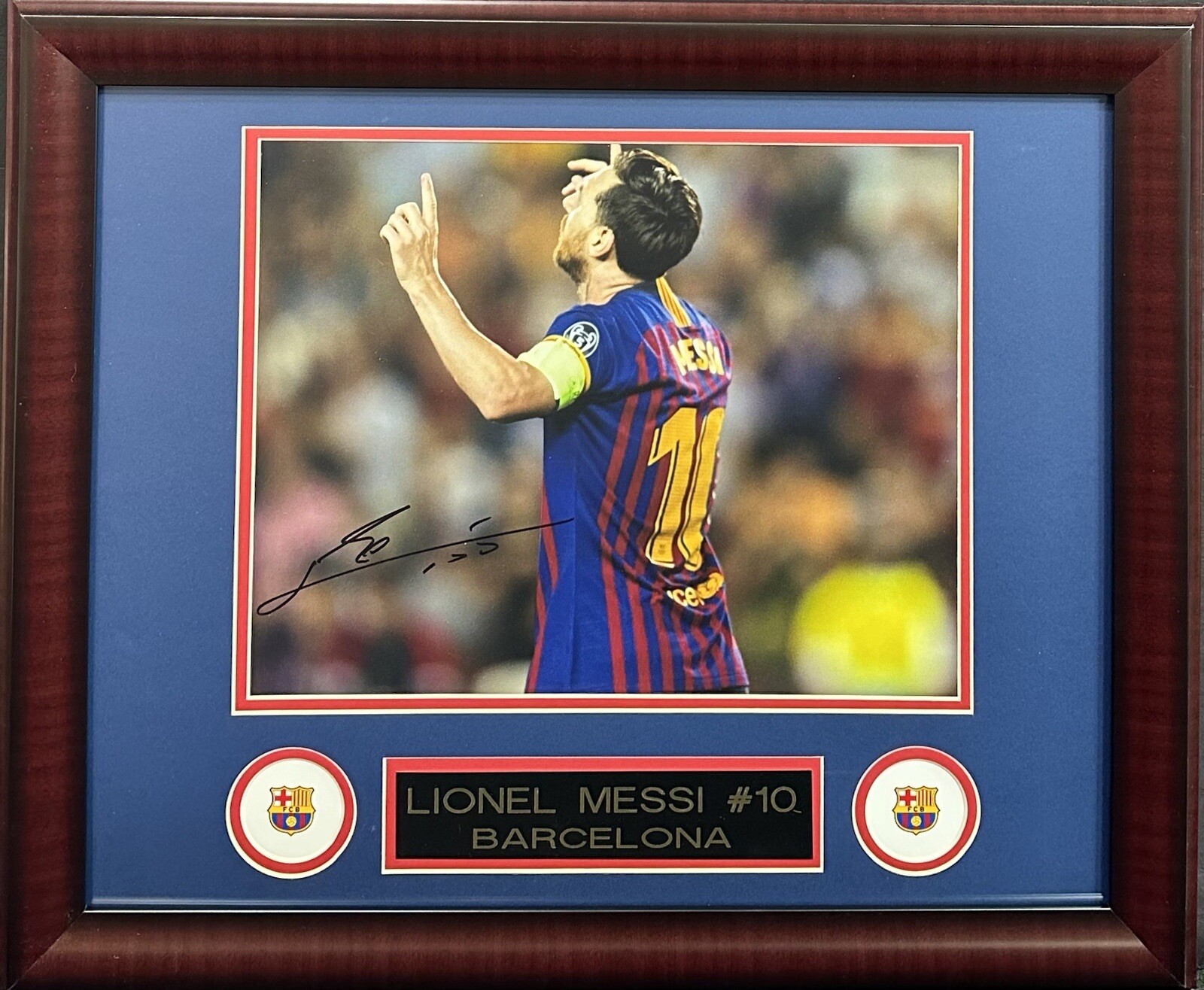 Lionel Messi Autographed Memorabilia | Signed Photo, Jersey ...
