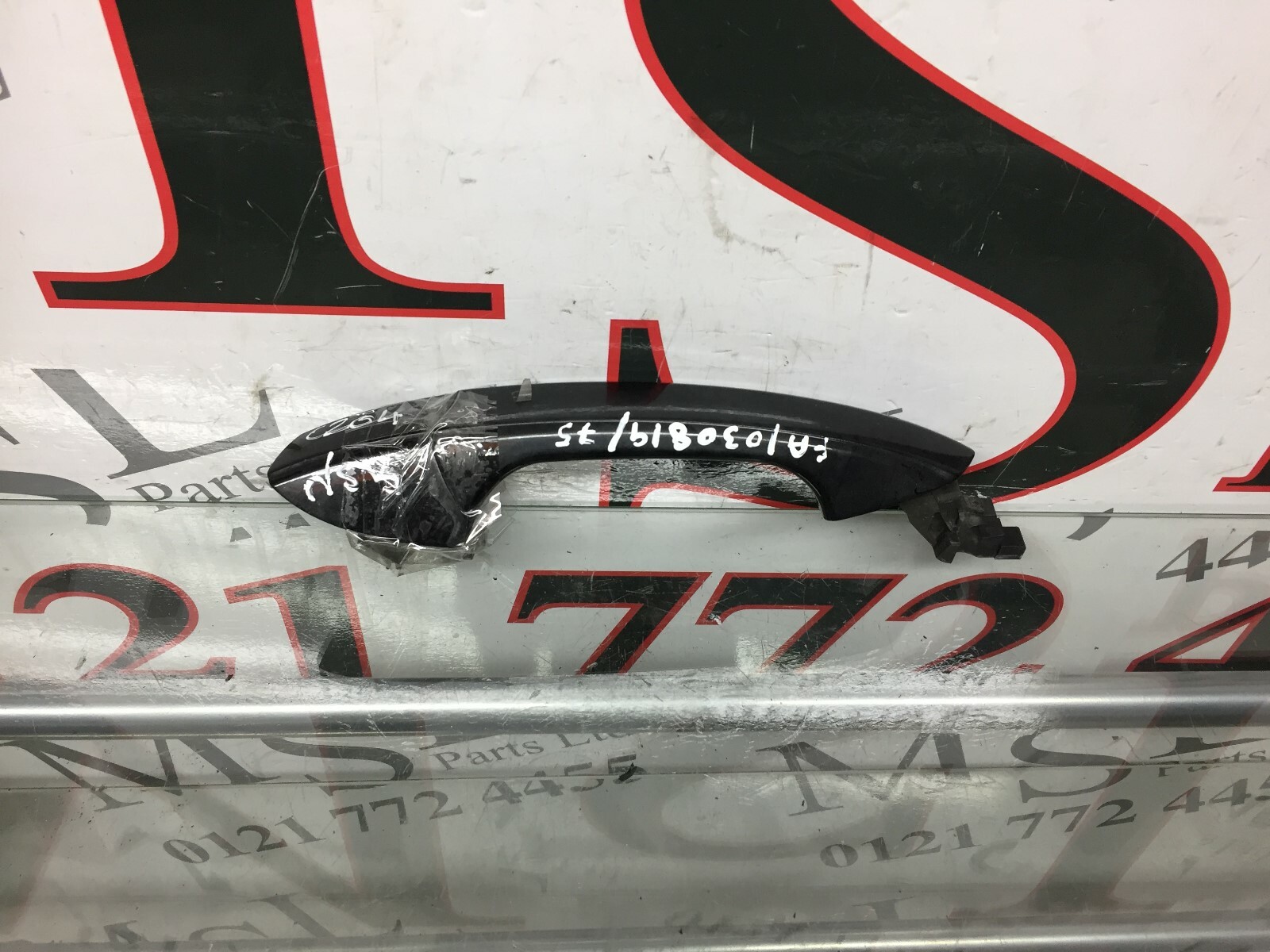 (AS) MERCEDES BENZ W204 C CLASS DOOR HANDLE NSR LEFT SIDE REAR ...