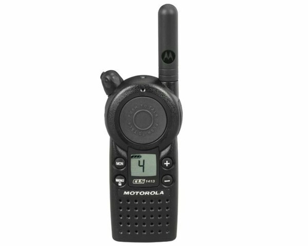 Motorola CLS1413 (canada Model) Two Way Radio Business Walkie Talkie 4 ...