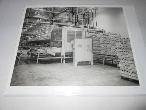 #1315 PHOTO - 1974 MILLER BEER - BREWERY - PONY 8-PACK | eBay