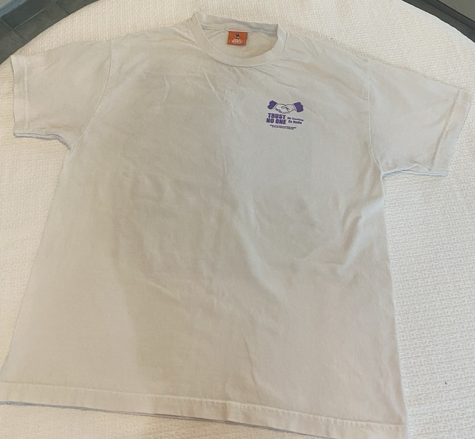 Cold World Trust No One T Shirt Size Large White | eBay