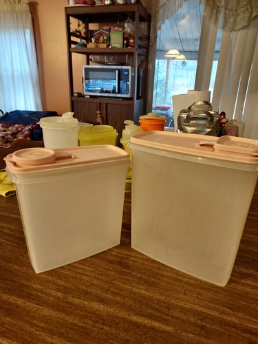 2Vintage Tupperware Super + Reg Cereal Keeper w/ Pink Square Flip Top ...