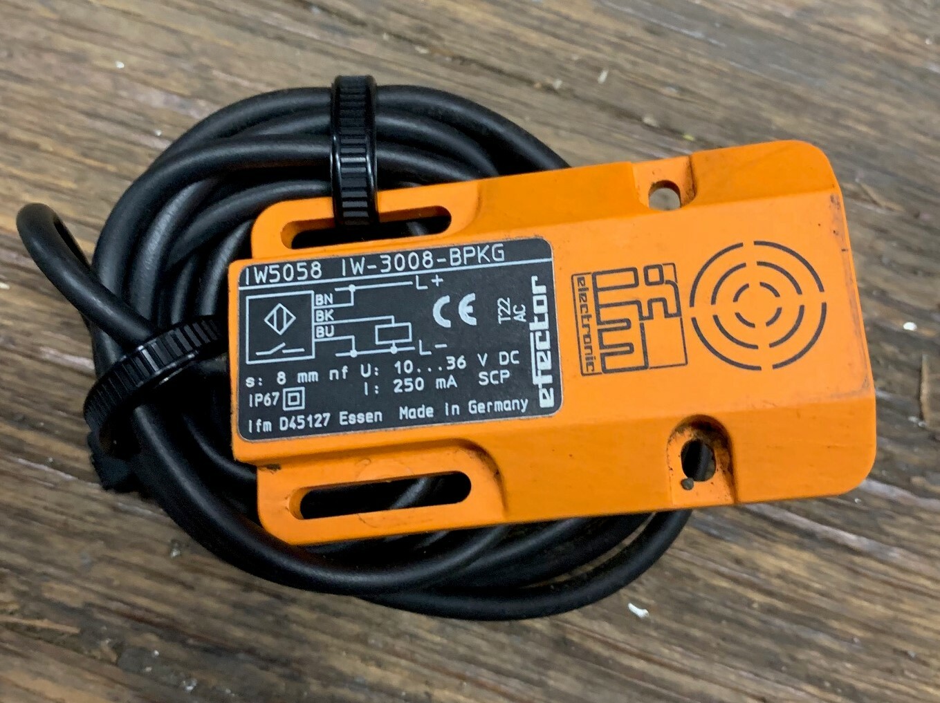 IFM ELECTRONICS IW5058 IW-3008-BPKG INDUCTIVE SENSOR 10-36VDC APPROX 74" CABLE | eBay