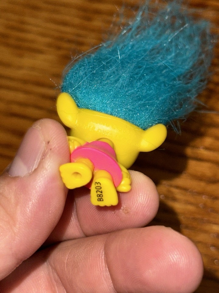 Hasbro Dreamworks 2016 Trolls Movie Smidge Troll Doll Blue Hair Pink ...