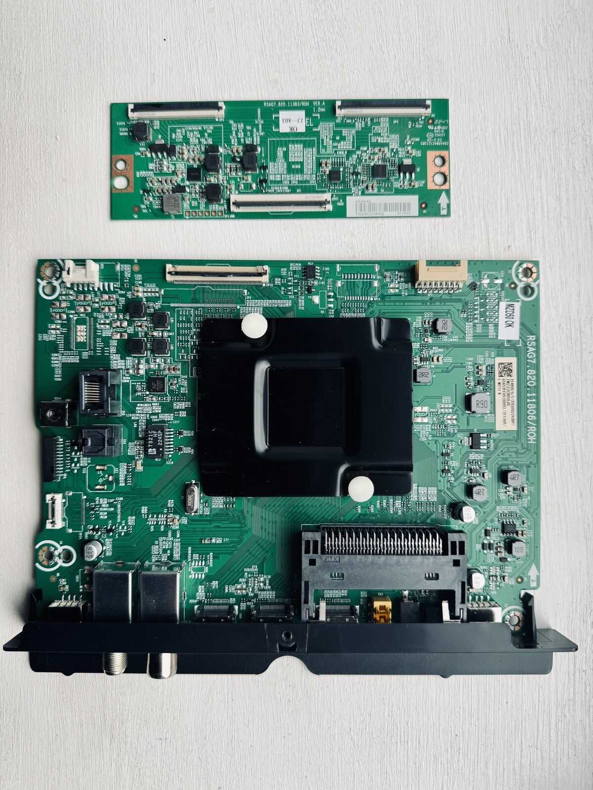 HISENSE 65A6BGTUK TV MAIN BOARD + TCON BOARD RSAG7.820.11806/ROH RSAG7 ...