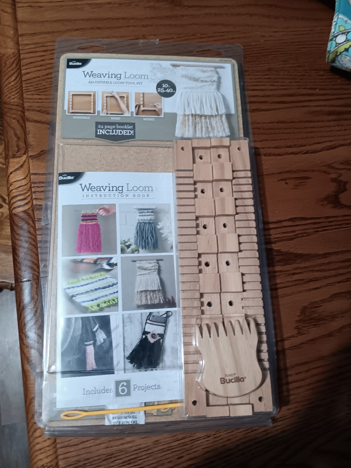 Plaid Bucilla 10" Weaving Loom Adjustable Loom Tool Kit Newnin Package ...