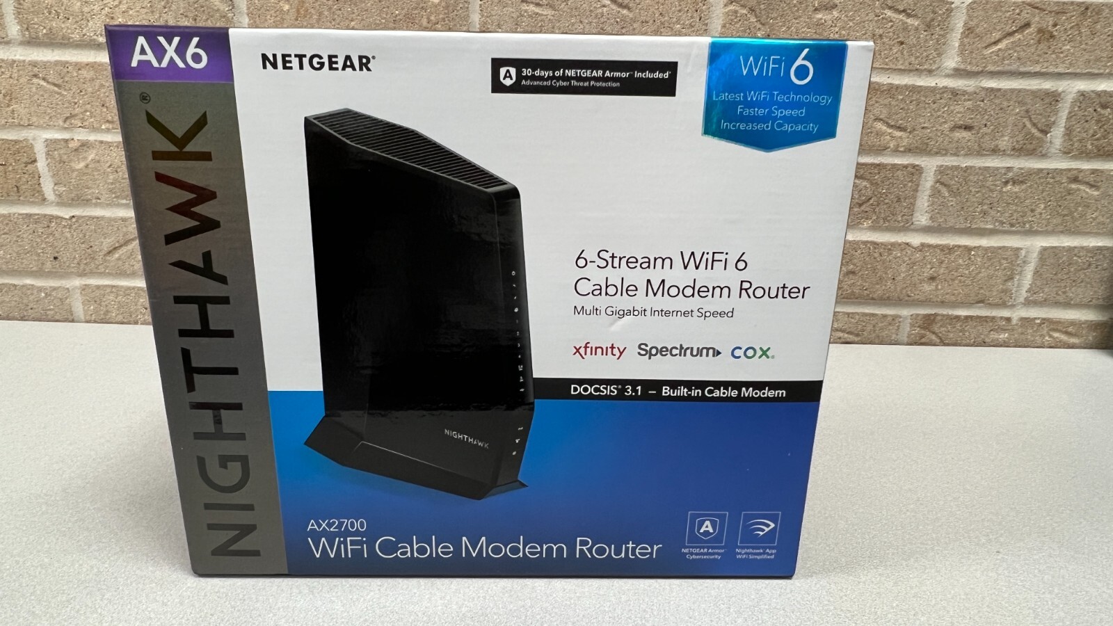 NETGEAR+Nighthawk+DOCSIS+AX2700+3.1+2.7Gbps+Two-in-One+Cable+Modem ...