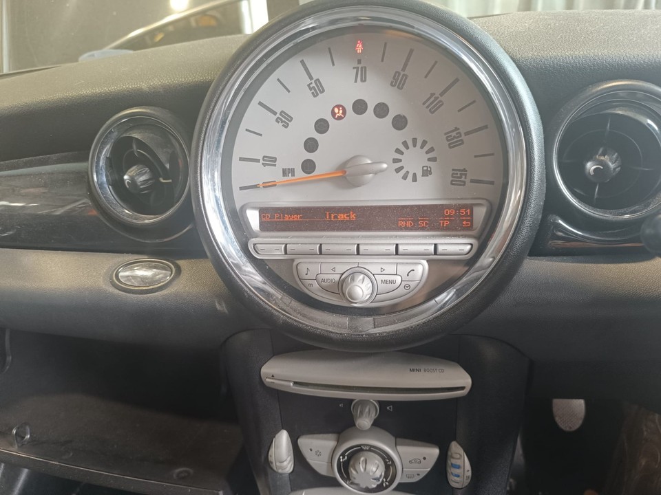 Mini One R56 Radio Stereo CD & Speedo Cluster 2008 OEM 3453634-01 Pixel ...