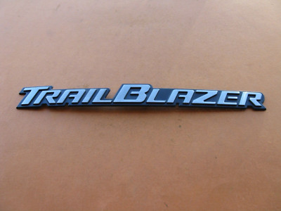 02 03 04 CHEVROLET TRAILBLAZER REAR TAIL GATE EMBLEM LOGO BADGE SIGN ...