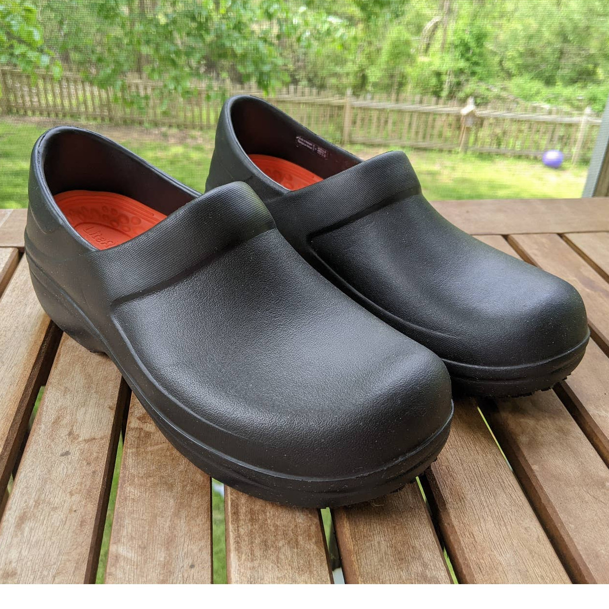 Crocs Neria Pro II Women's Work Shoes Black Women's … - Gem