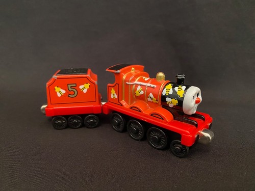 RARE THOMAS AND FRIENDS RAILROAD JAMES GOES BUZZ BUZZ WITH TENDER TOY ...